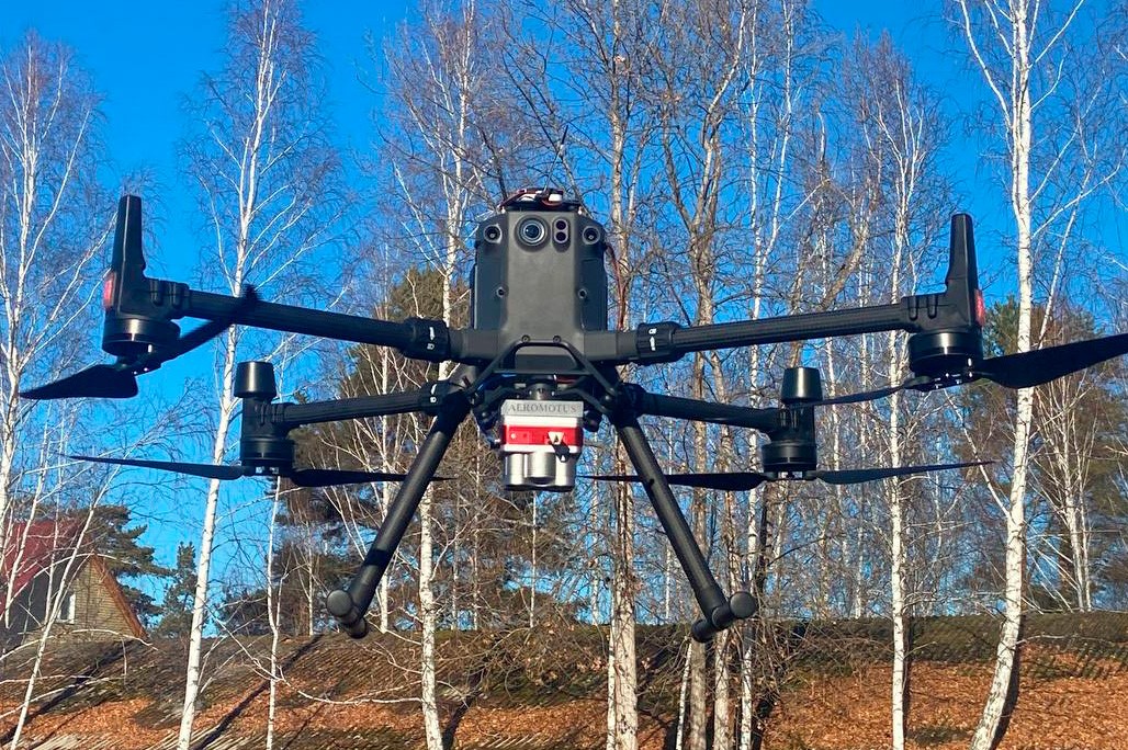 Команда Aeromotus провела обучение для сотрудников карбонового полигона Тюменского ...